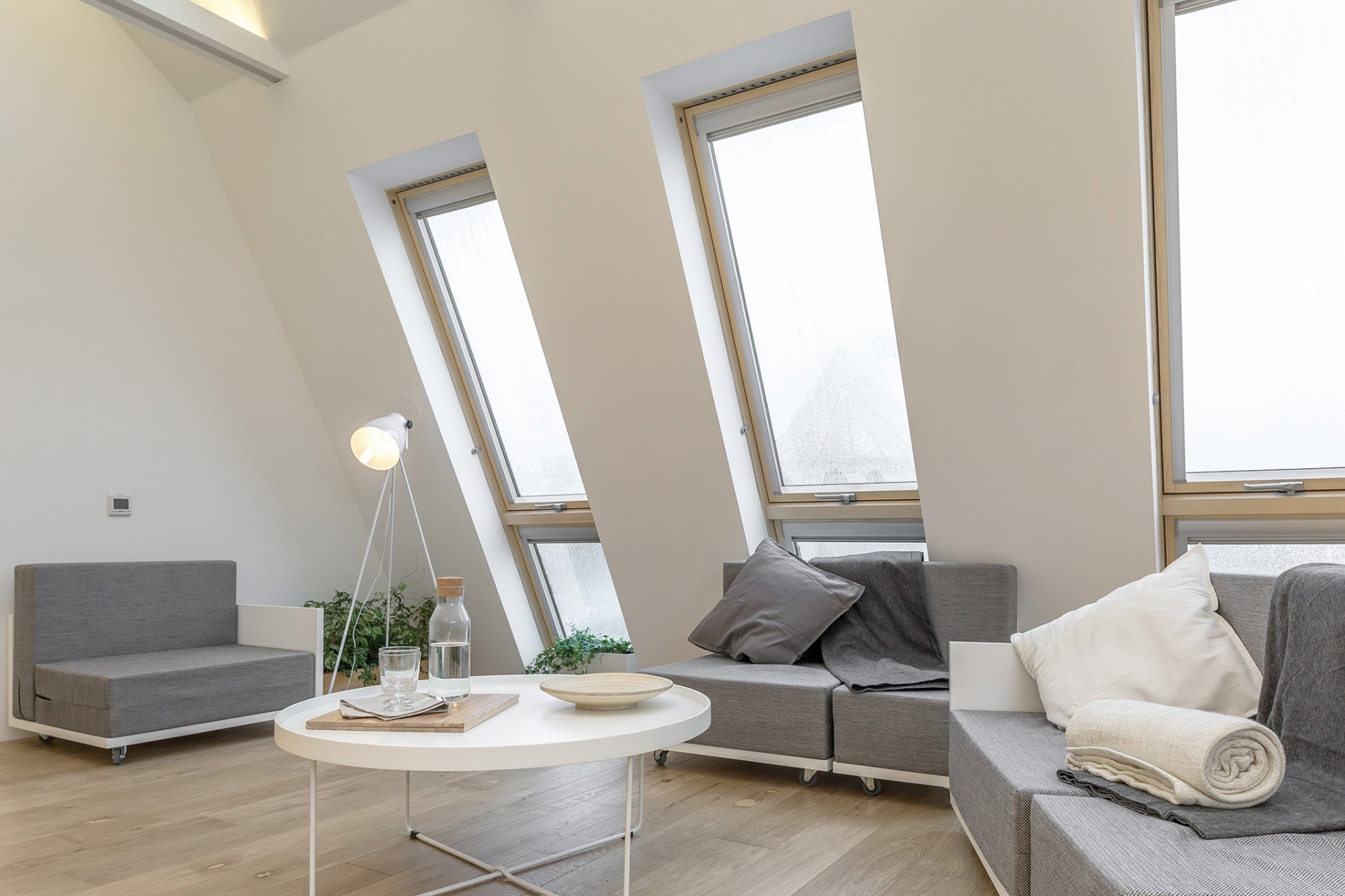 Centre pivot window, but its axis of rotation is situated above the ...